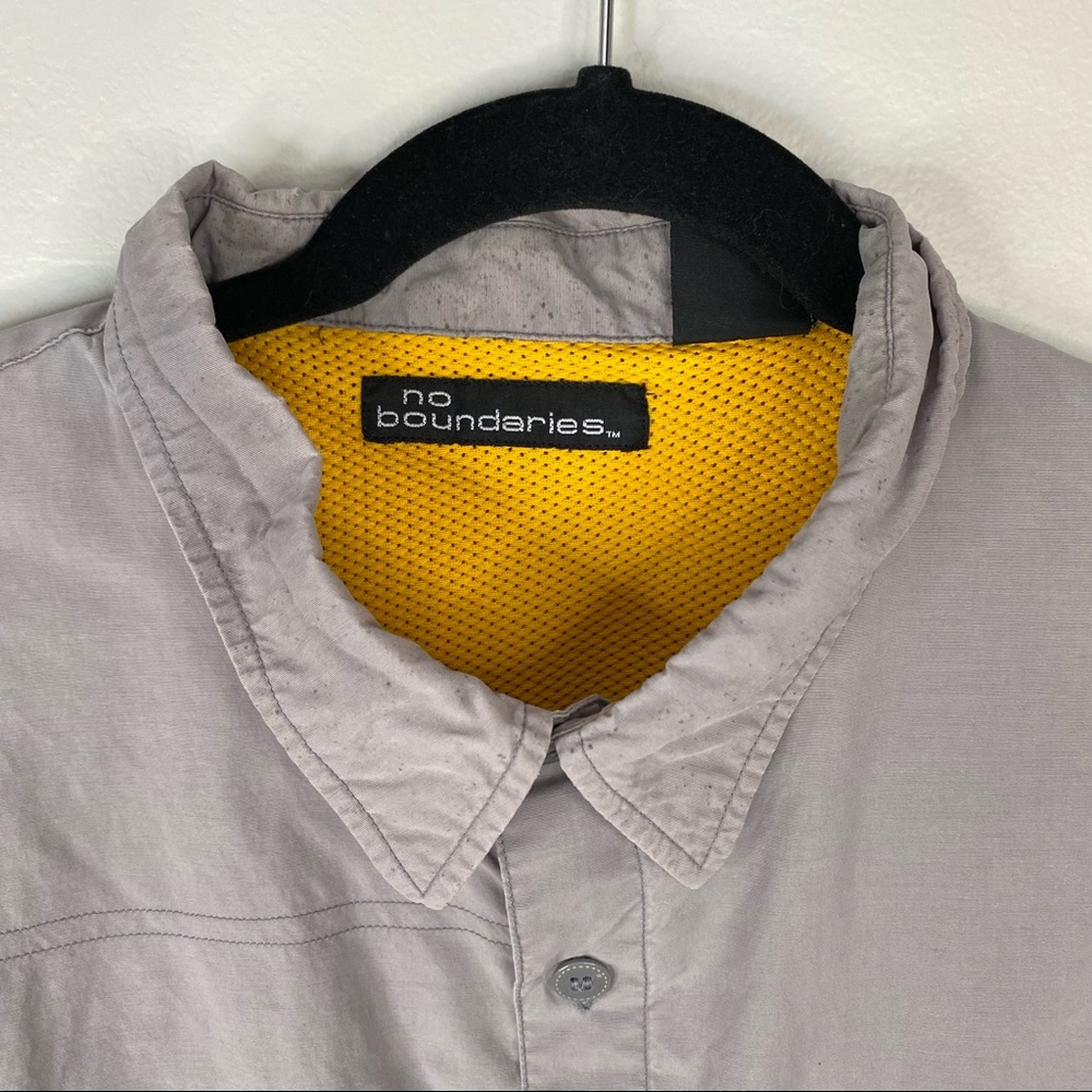 Vintage No Boundaries Grey Snap Button Outdoor Top - Gem
